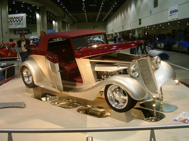 33 Ford